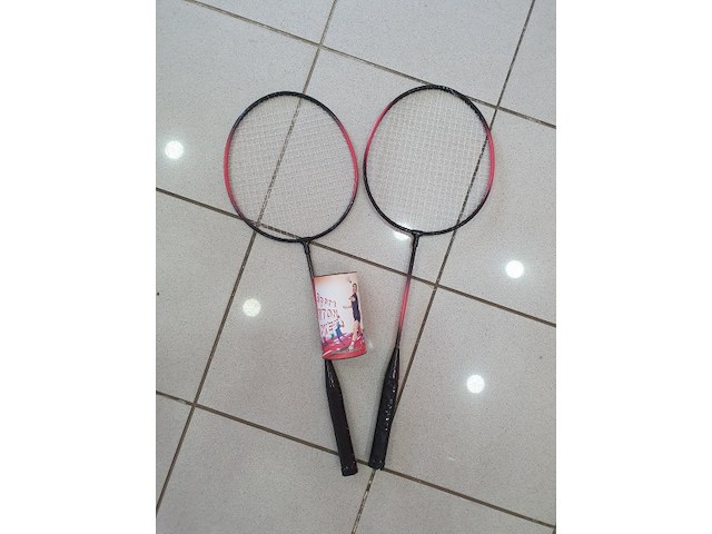 Badminton dva reketa i loptice