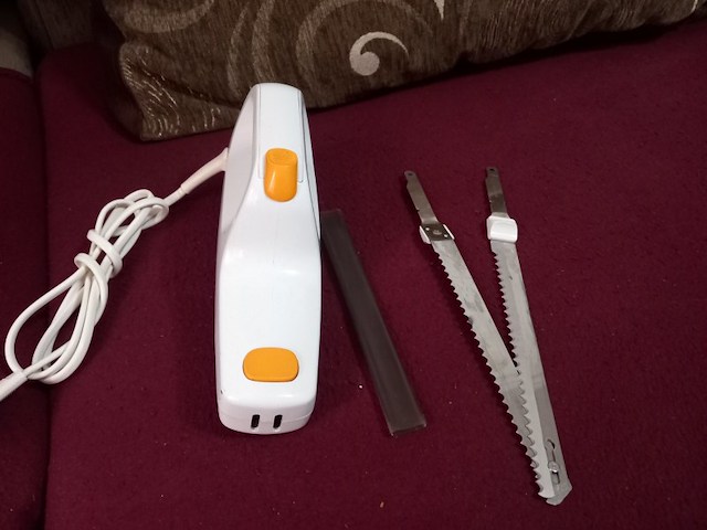 ELEKTRICNI NOZ KRUPS