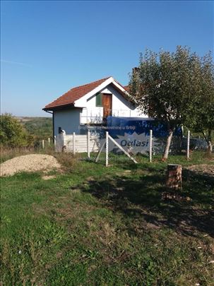 Kuća 118m2 na 12 ari placa Veliki Borak (Barajevo)