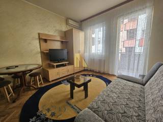 Garsonjera u dobrom stanju, drugi sprat, Stari Grad, Novi Sad