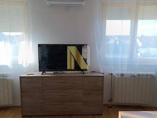 Jednosoban stan drugi sprat, Novi Sad