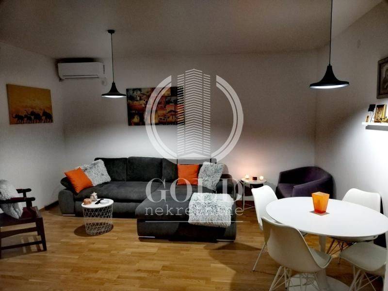 Dvosobni stan Bulevar Evrope, Bistrica - Bulevar, Novi Sad