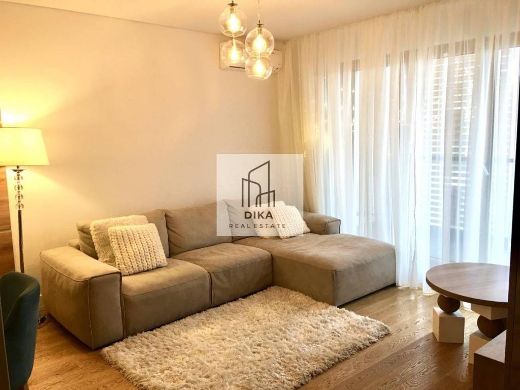 Trosobni stan novo, sedmi sprat, Beograd