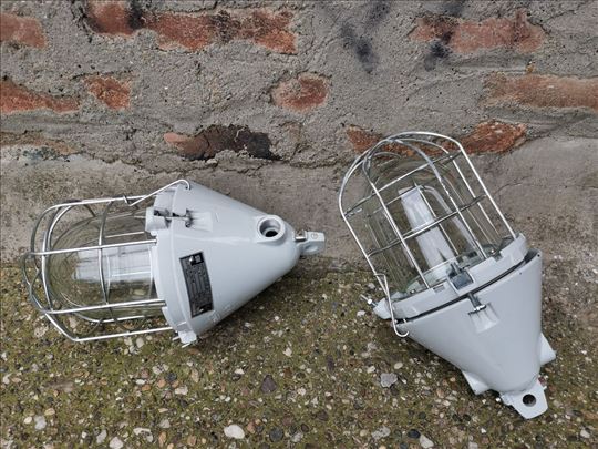 Industrijske 2 lampe