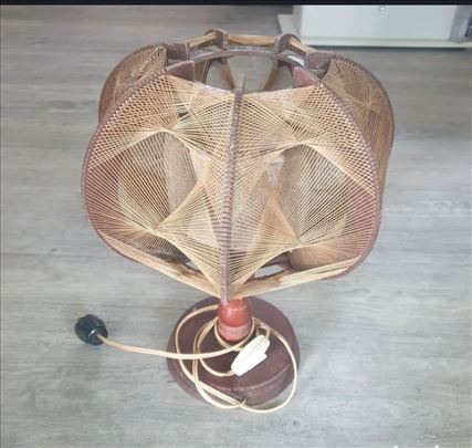 Stona lampa HITNO