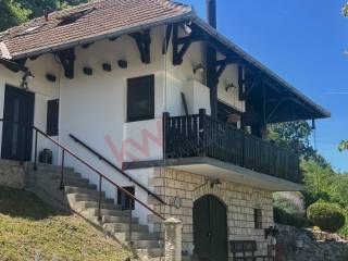 Samostalna porodična vila Paunska, Valjevo - Divčibare