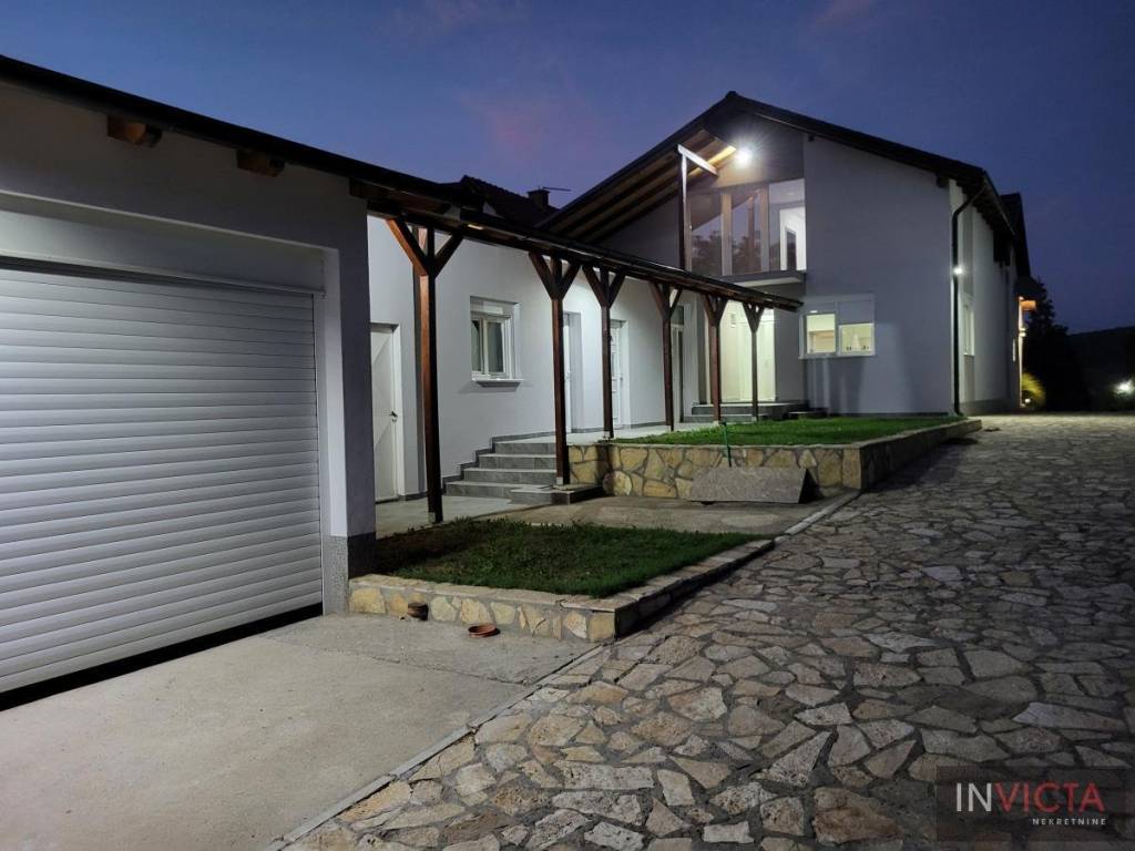Samostalna porodična vila 316 m², novo, Irig