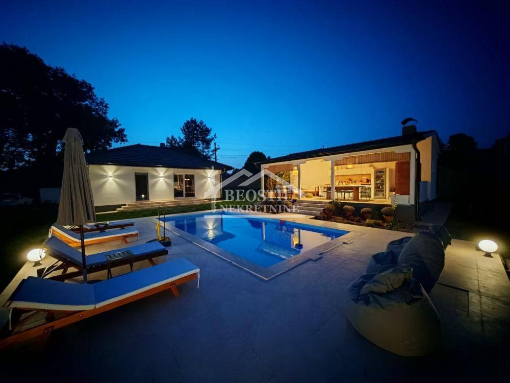 Samostalna porodična vila 131 m², novo, Beograd