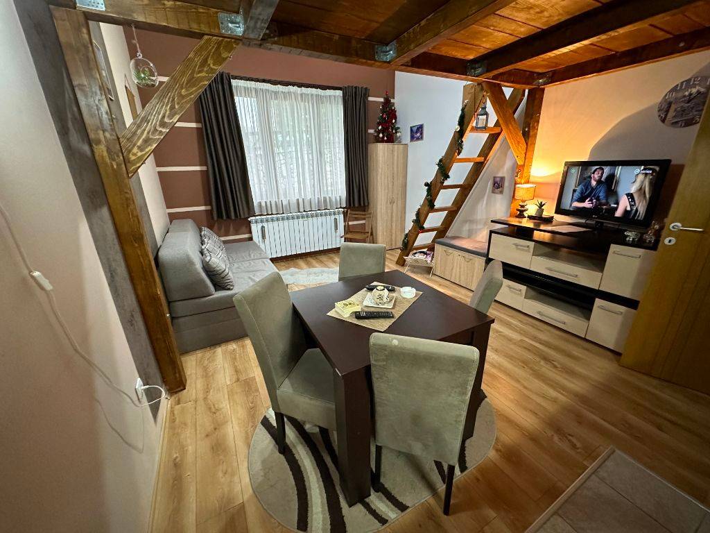Radna soba Stefana Prvovenčanog 170, Leposavić
