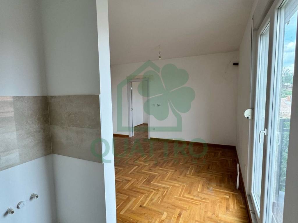 Dvosobni stan Ulica Stevana Sindjelica 9, Kaluđerica, Beograd