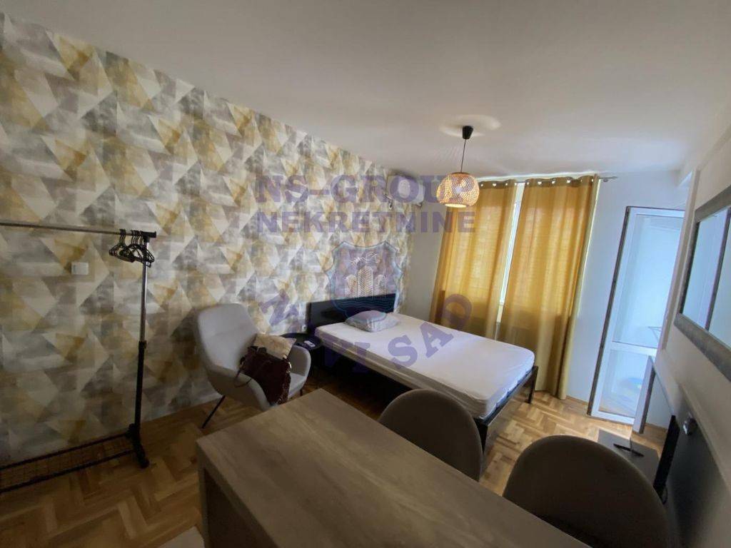 Radna soba 25 m², Stara Detelinara - Nova Detelinara, Novi Sad