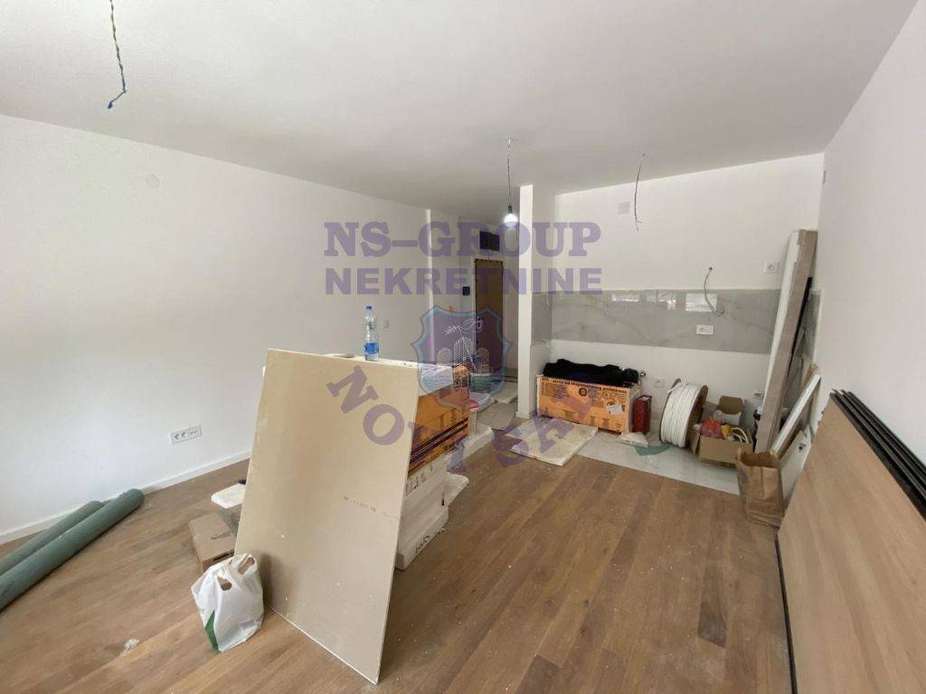 Radna soba 28 m², Bistrica - Bulevar, Novi Sad