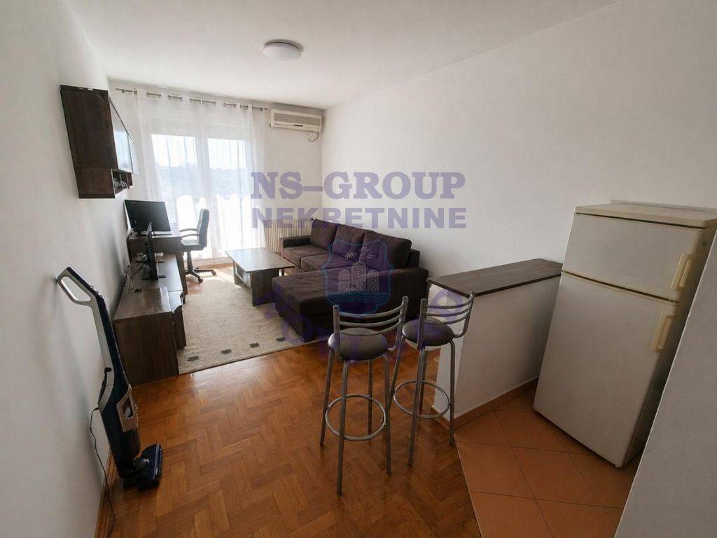 Radna soba 31 m², Stara Detelinara - Nova Detelinara, Novi Sad
