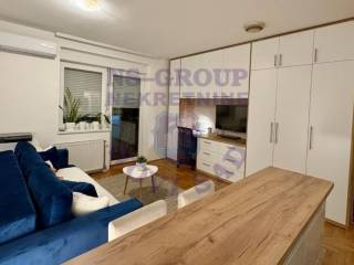 Garsonjera 28 m², Grbavica, Novi Sad