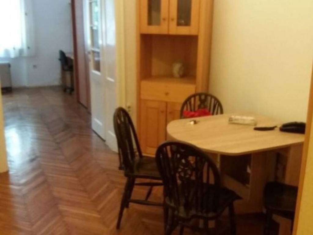 Dvosobni stan Zahumska, Vukov spomenik - Đeram, Beograd