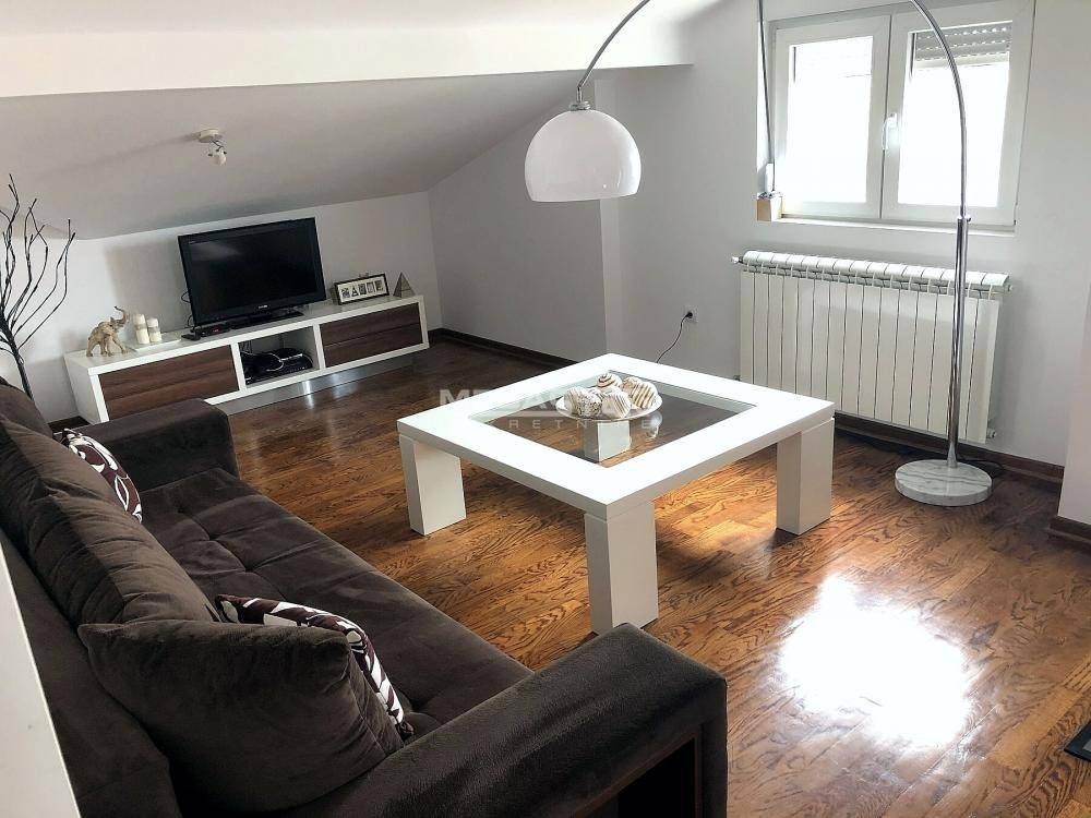 Duplex Banatska, Gornji Grad, Beograd