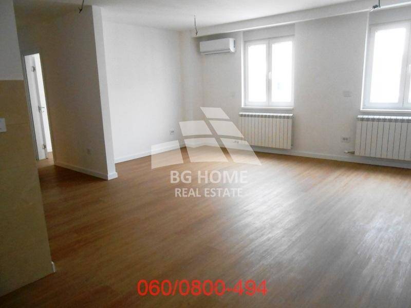 Duplex novo, sedmi sprat, Beograd