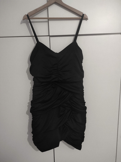 Crna uska haljina h&m