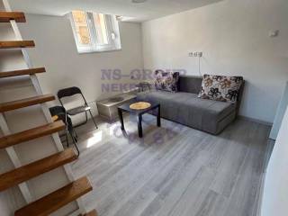 Garsonjera 16 m², Socijalno - Rotkvarija, Novi Sad
