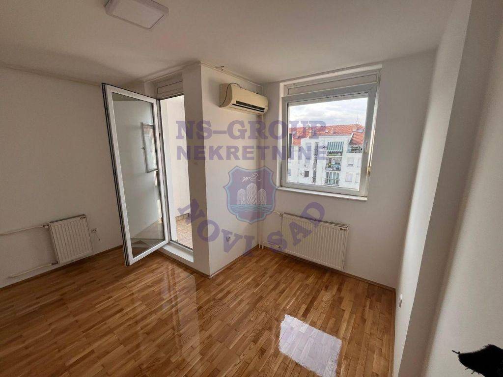 Garsonjera 23 m², Bistrica - Bulevar, Novi Sad