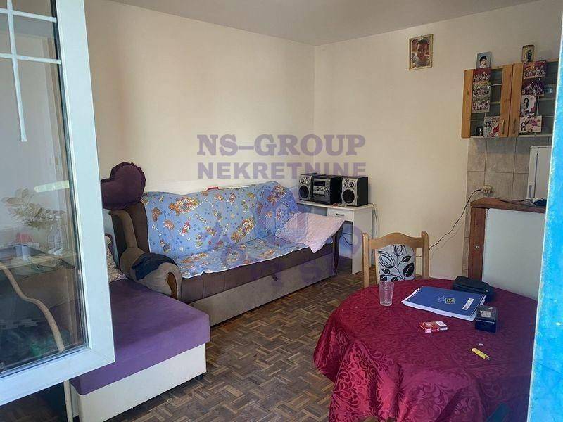 Radna soba 22 m², Stari Telep, Novi Sad