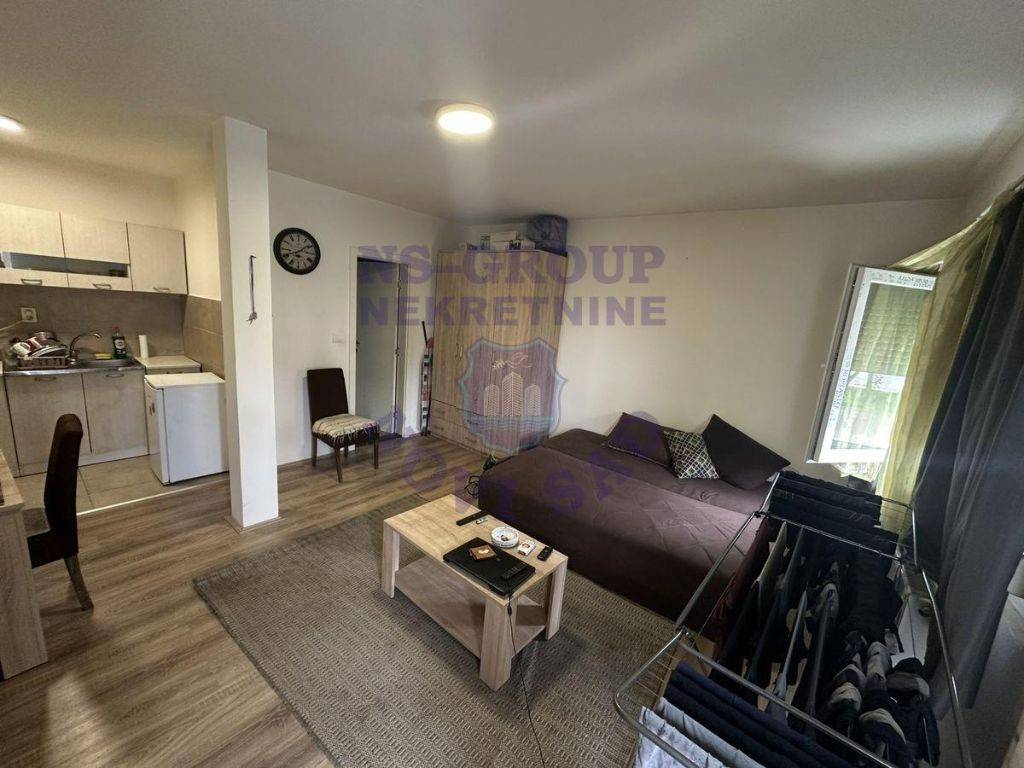 Radna soba 27 m², Adice, Novi Sad