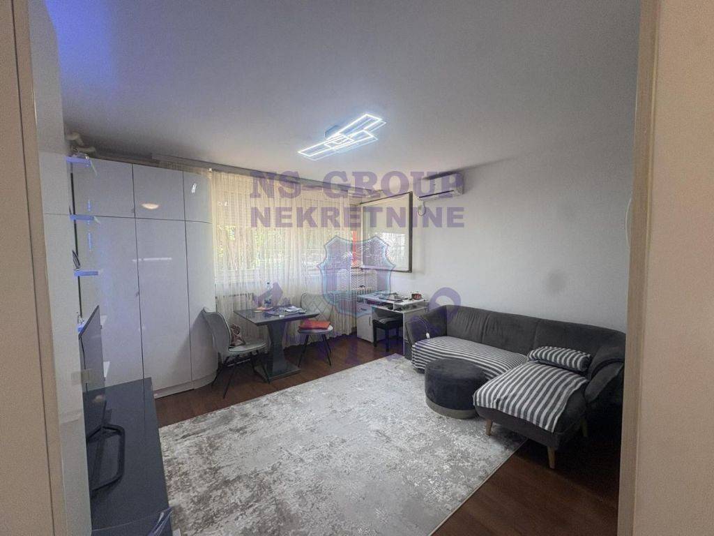 Garsonjera 29 m², Liman II, Novi Sad
