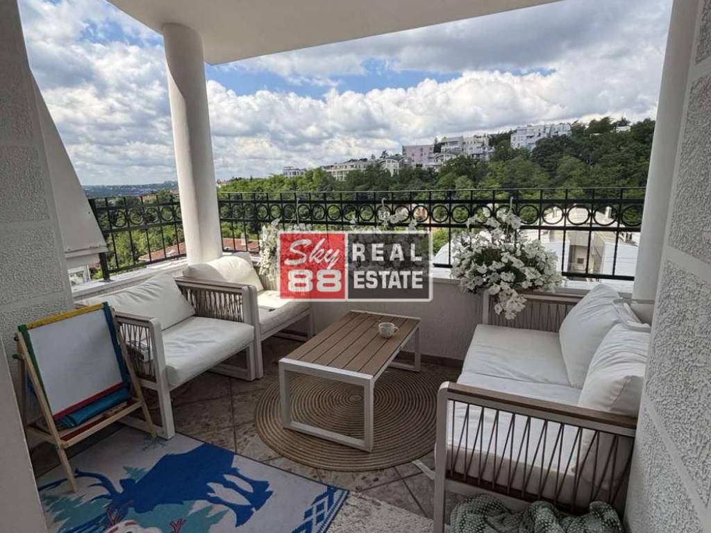 Duplex novo, drugi sprat, Beograd