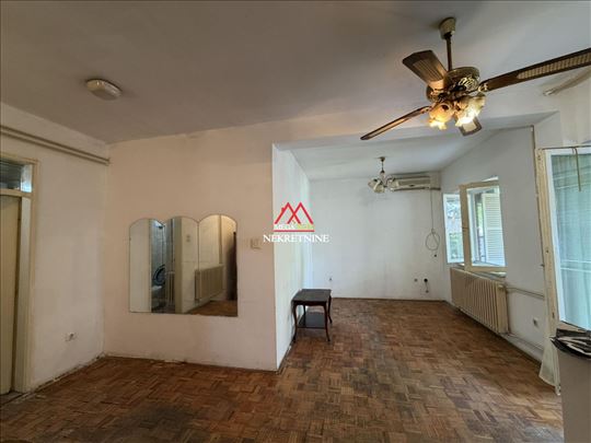 Garsonjera na prodaju - 36m2 - Grbavica