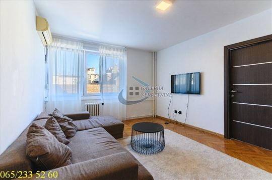 Stari grad, Kneza Mihaila - Cara Lazara 68m2