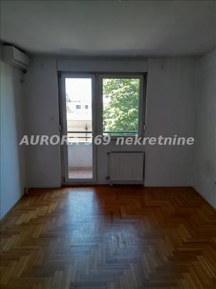 Novi Sad, OdliČan Stan U Romanijskoj, 47m2