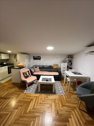Funkcionalan namešten 1.5 stan (28,5 m²) – Krnjača