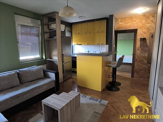 Novi Sad, Centar, Stan, 1.5, 42,00m2