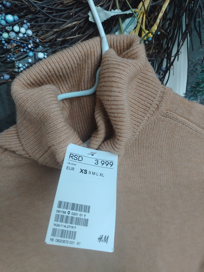 H&M nova zimska haljina sa etiketom XS/S/M