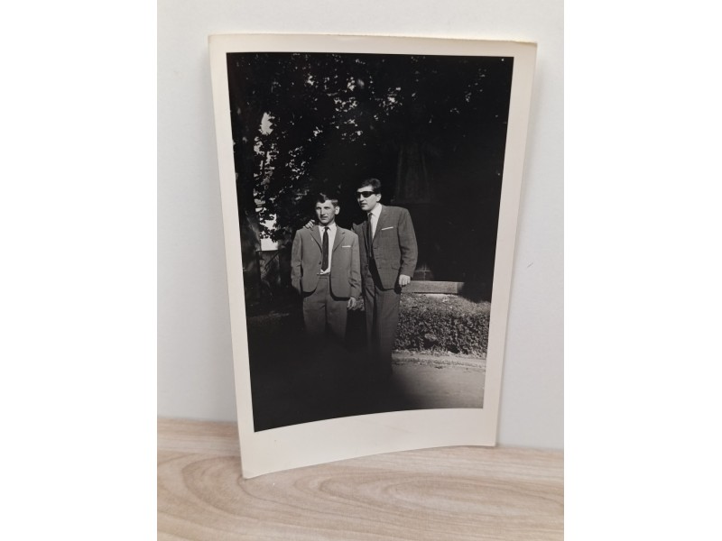 Vintage fotografija drugari