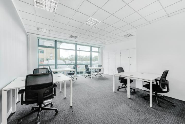 Kancelarija za 15 zaposlenih na lokaciji Regus USCE Tower