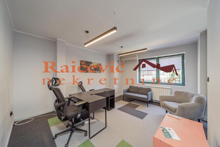 VOZDOVAC VOZDOVAC 152m2 , T ,2400e