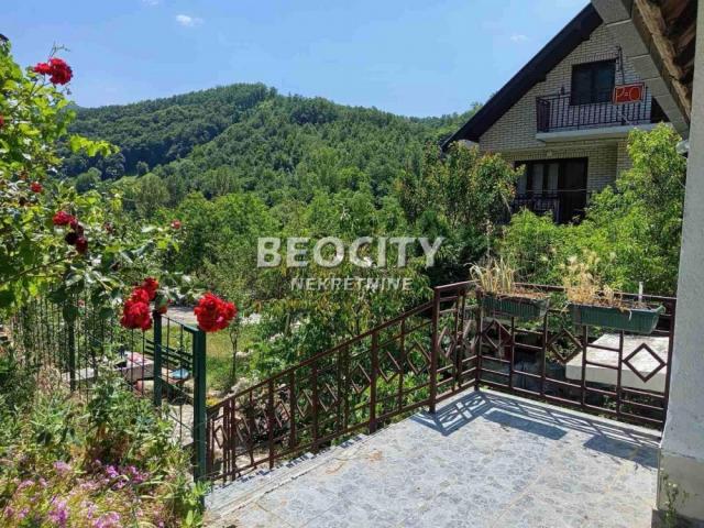 Gornji Milanovac, Rudnik, Selo Paleznica , 13.0, 470m2, 70000EUR