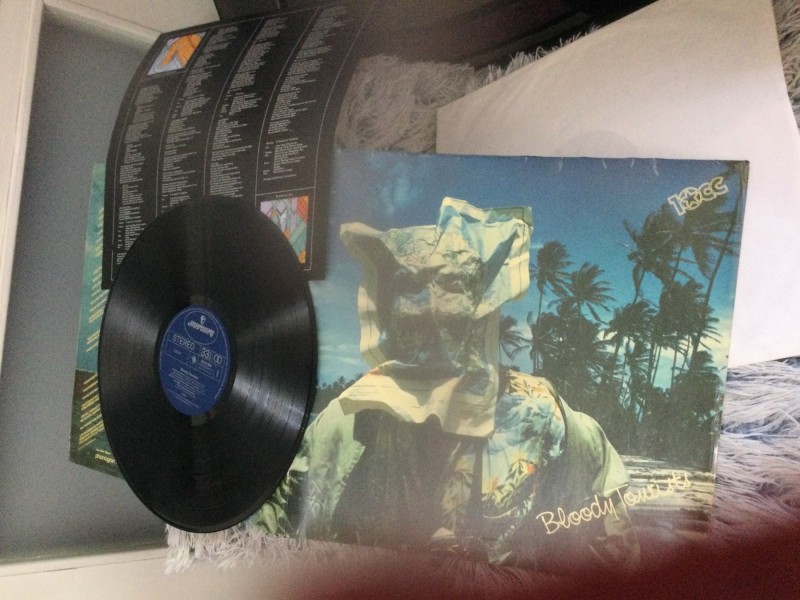 10CC. BLOODY TOURIST