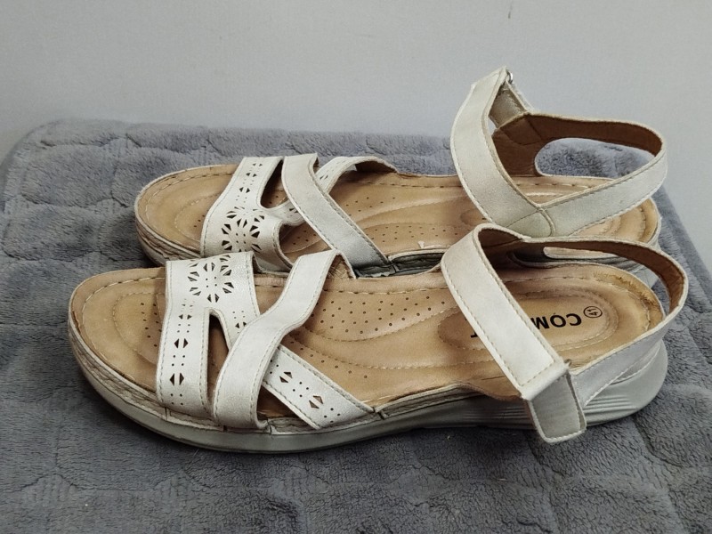 COMFORT ANATOMSKE SANDALE 41