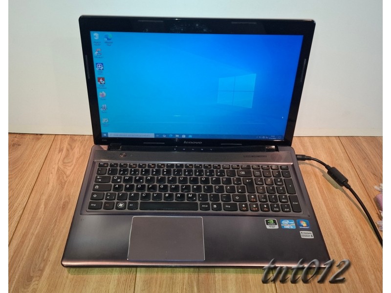 == LENOVO Z580= i5-3210M= NVidia 2Gb= 4Gb= 15,6 LED ==