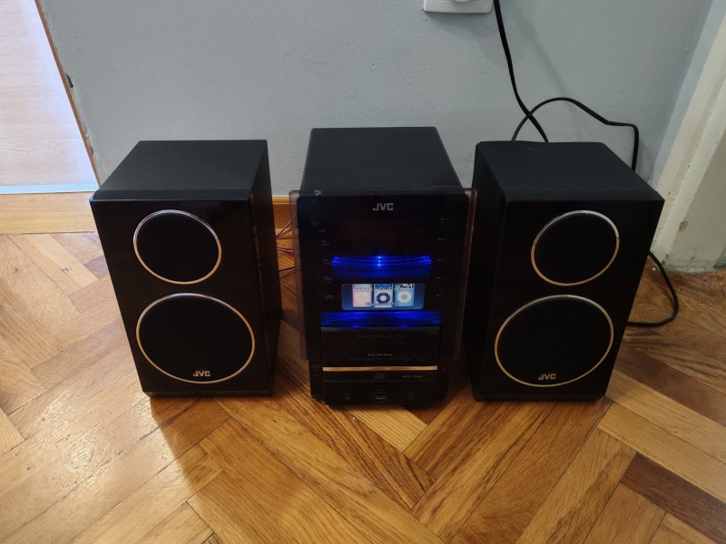 Mini Linija JVC UX-LP5 Odlicna Radio,MP3, USB i DOCK