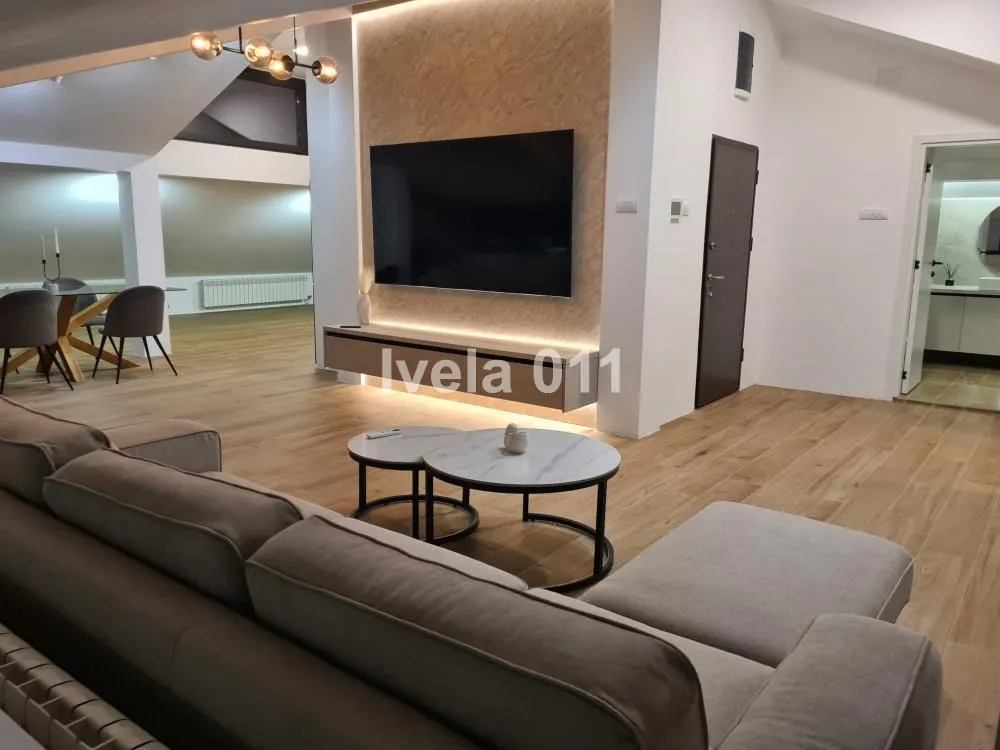Prodaja, trosoban stan, 360m², Savski Venac, Beograd