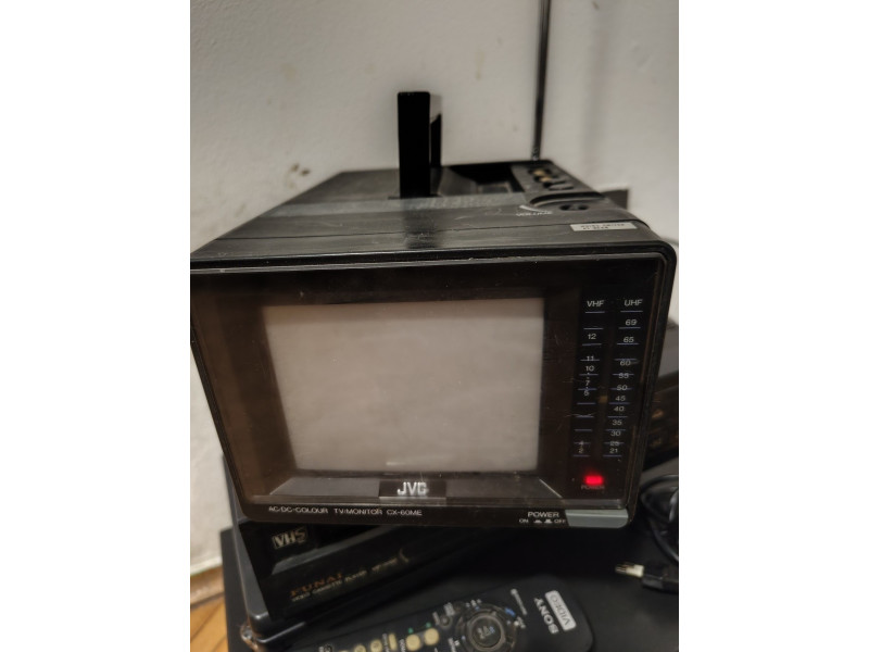 JVC CX-60ME Prenosivi Color TV Monitor i kompletan set