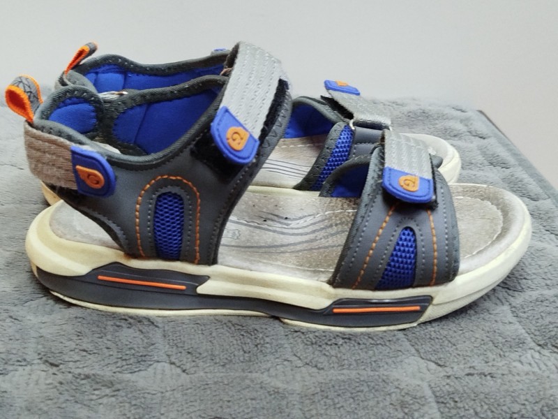 DEČIJE SPORTSKE SANDALICE 35