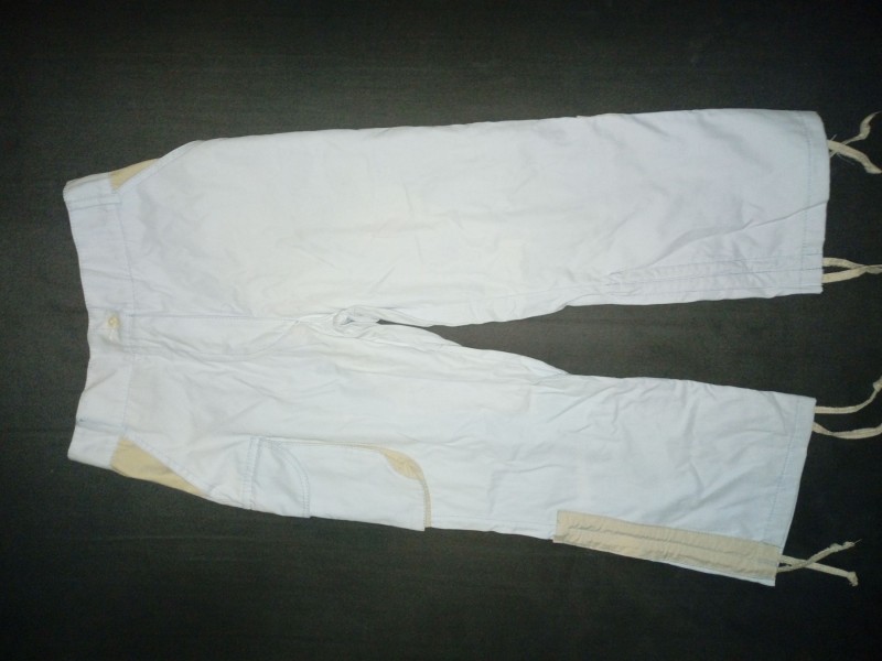 Pantalone za devojčice sedam osmina, vel.8,NOVO!!!