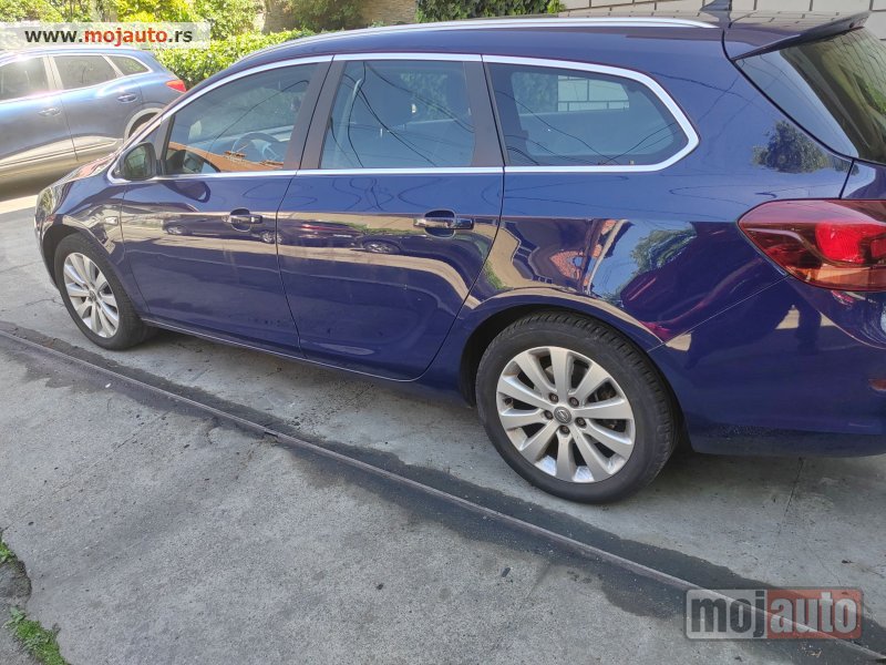 Opel Astra 1,7 cdti sports tourer