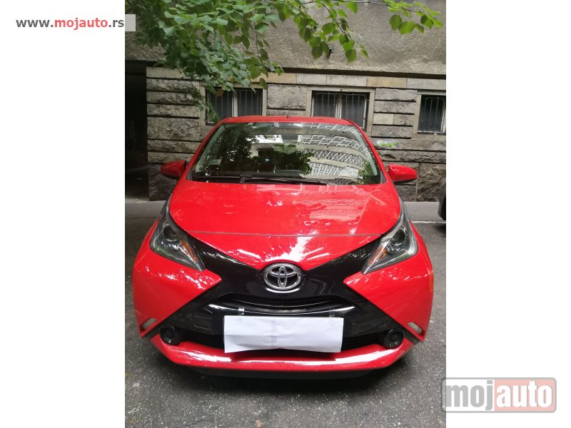 Toyota Aygo 1.0 VVT-i HB 5D X-PLAY TOUCH