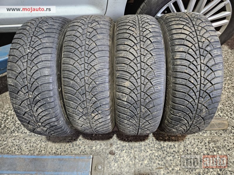 185-55-15 Goodyear kao nove odlicne