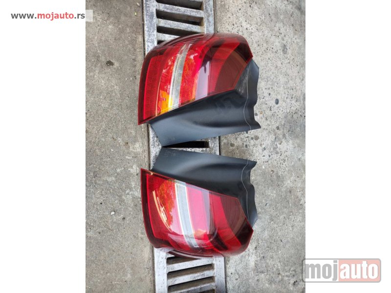 Stop svetlo za Mercedes GLA W156 facelift